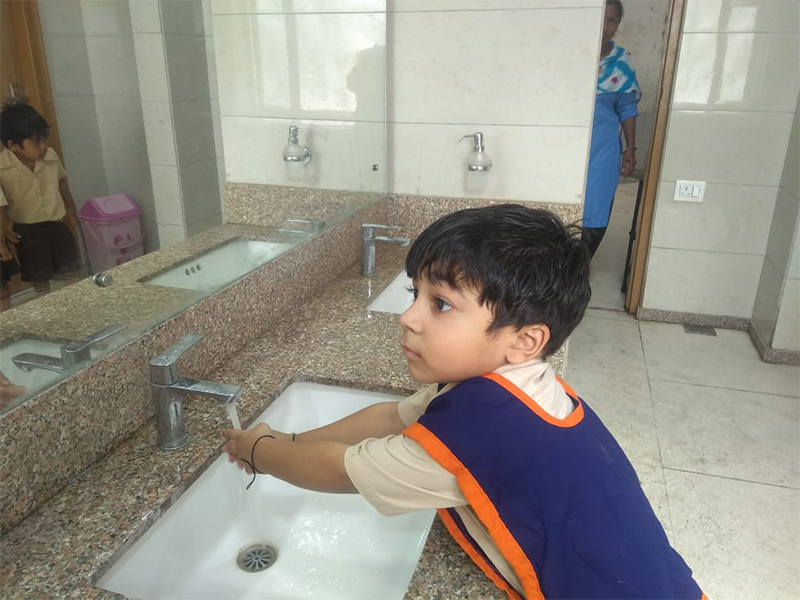 Maintain Personal Hygiene By Washing Hands Apeejay School Charkhi Dadri